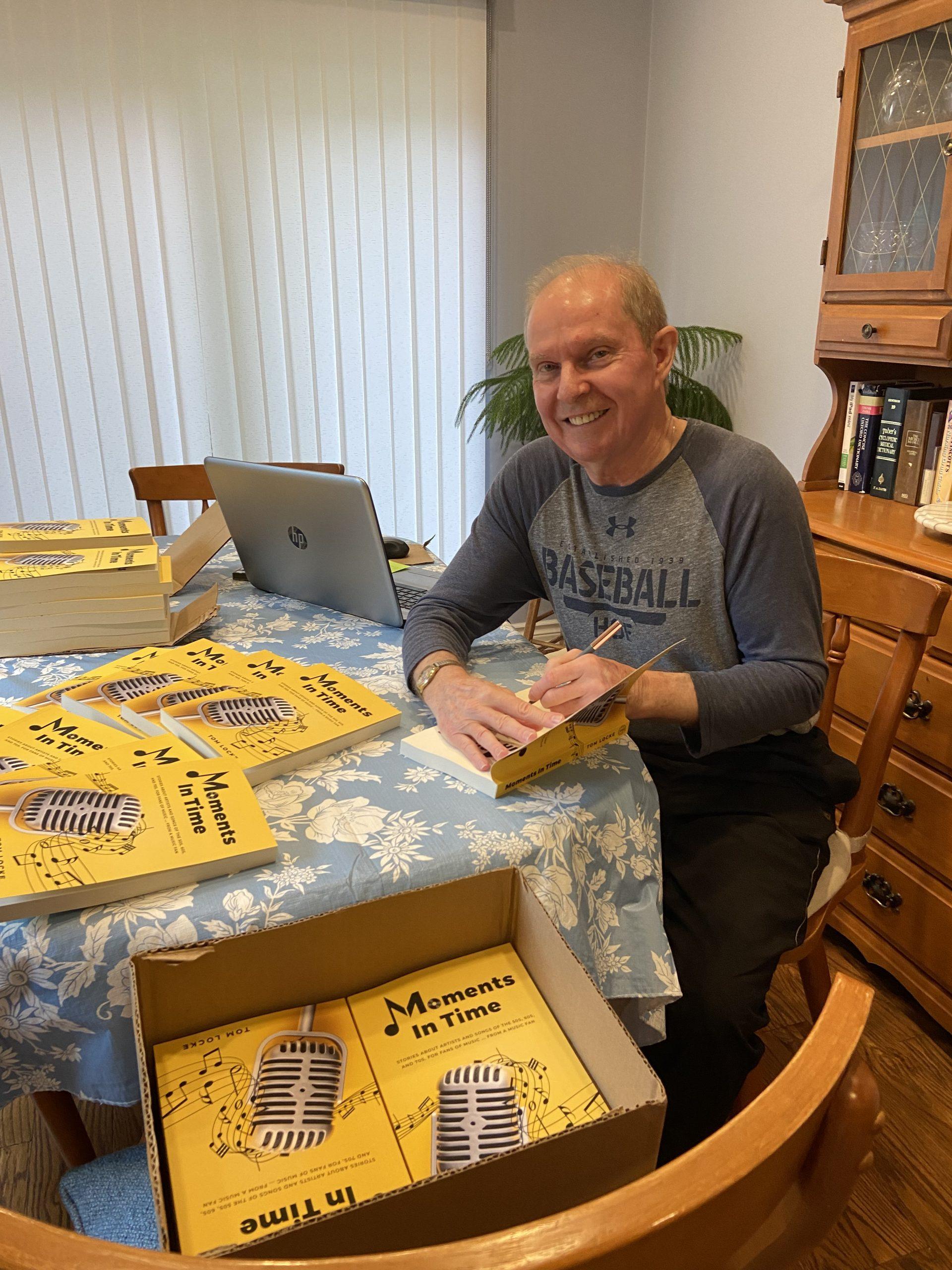 Tom Locke : Moments In Time - theborderline.ca