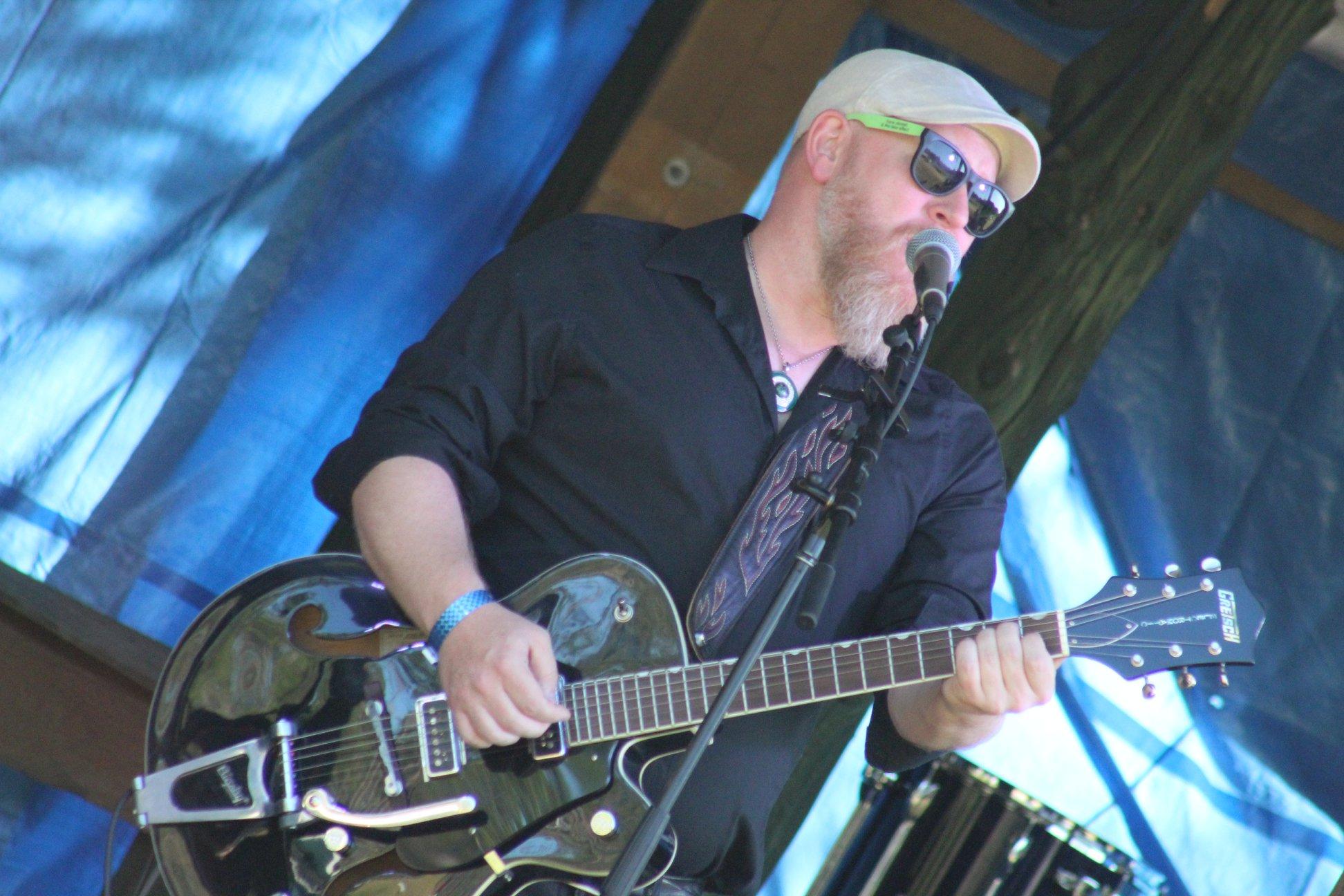 Jay Case – 12-Pack Volume 1 - theborderline.ca